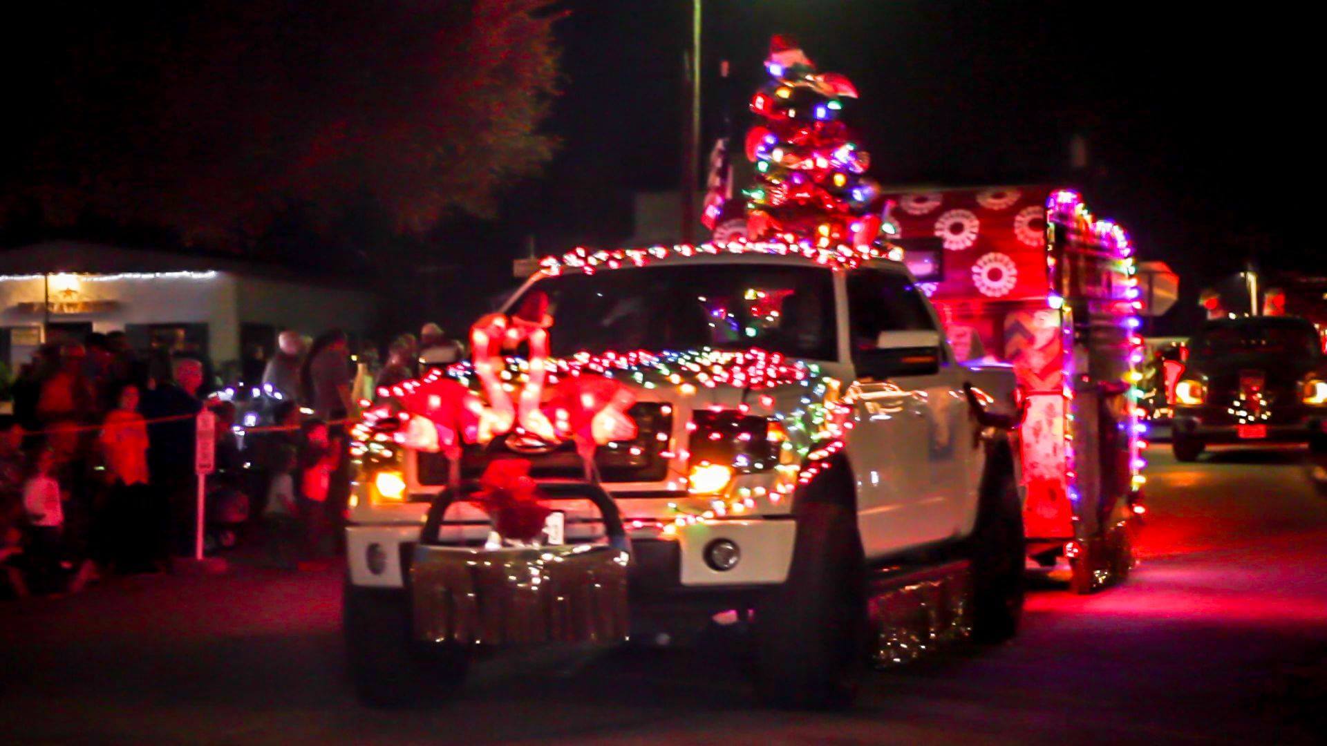 Round Top's Annual Christmas Parade - Round Top Area Chamber of Commerce